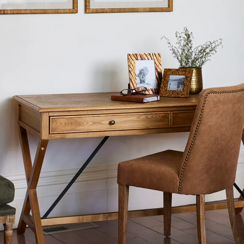 Cross Leg Desk – Yen Concept